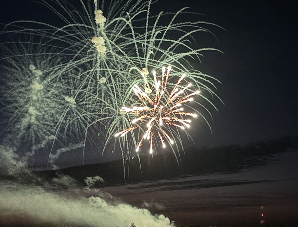 Pioneer Days continue after brilliant fireworks display in Steinbach - SteinbachOnline.com ...