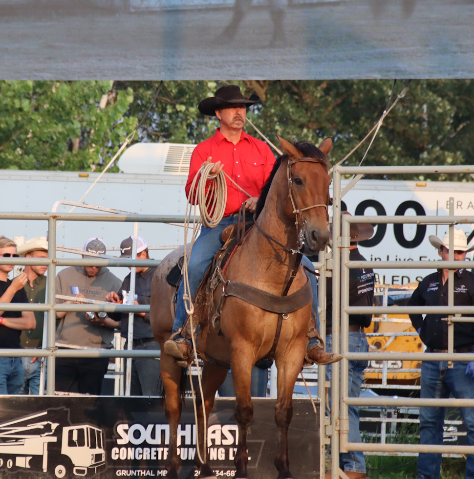 Lemonade, mini donuts, and bull riding: Hanover Ag Fair in photos ...