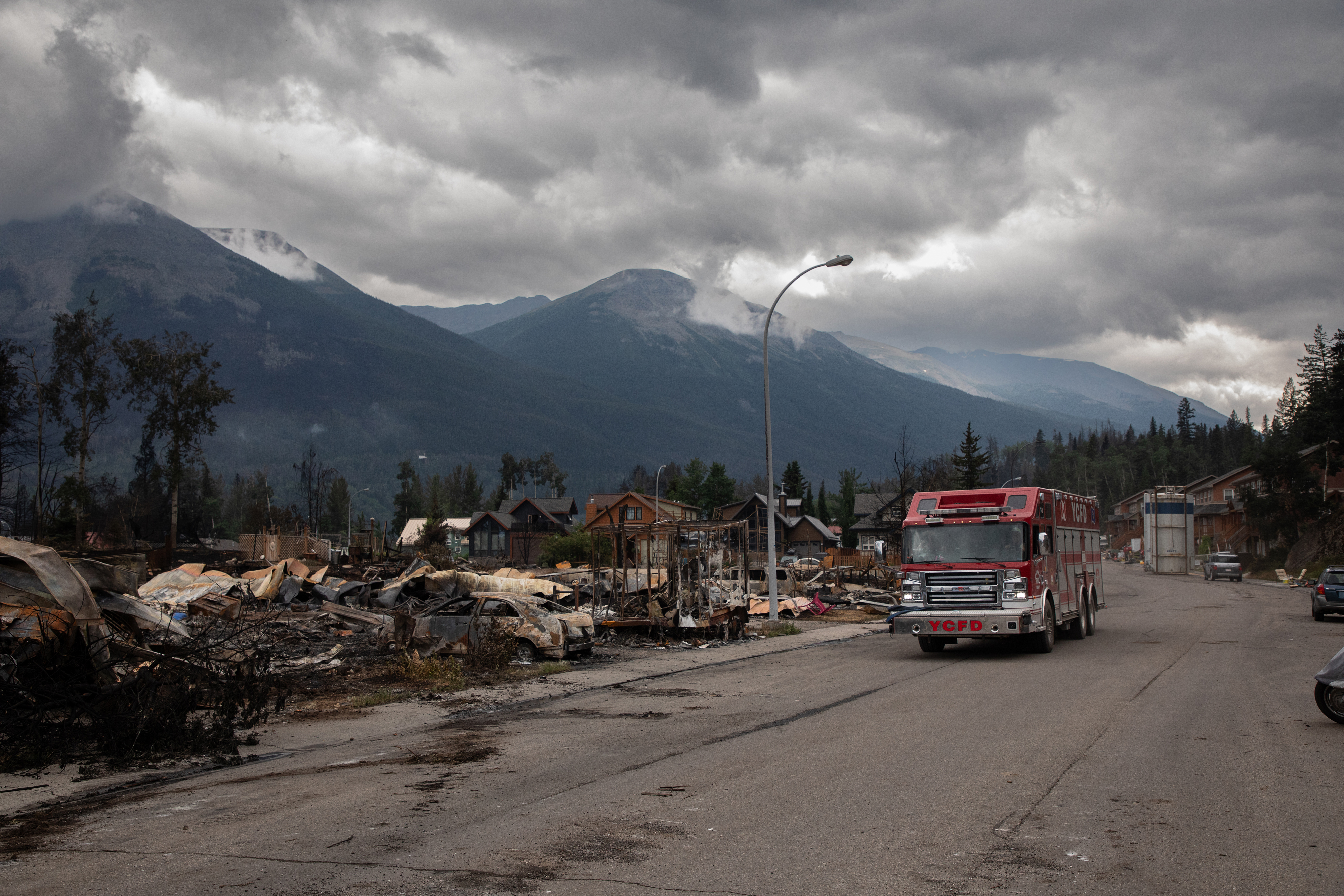 'Extra hoops': Parks Canada's lease system, building rules could delay ...
