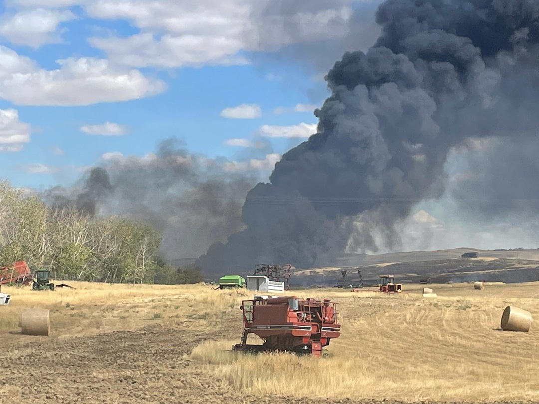 UPDATE TWO: Fire east of Waldeck sparks caution for travellers ...
