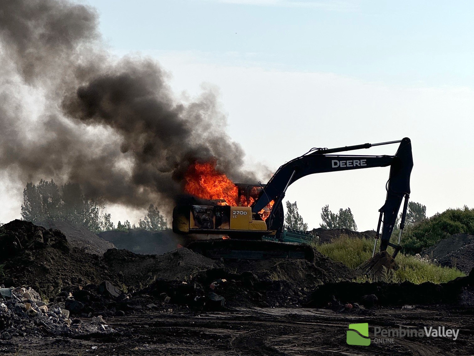 Excavator fire outside of Winkler - PembinaValleyOnline.com - Local ...