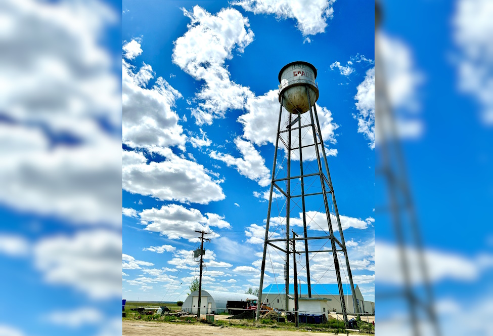 End of an era: Gravelbourg water tower decommissioning begins ...