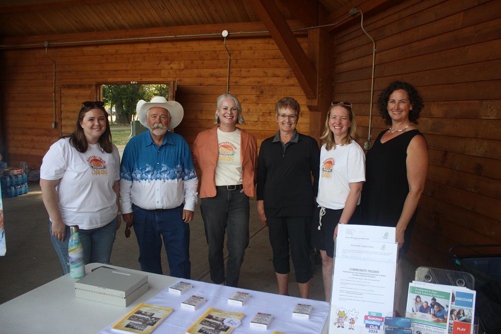 MP Martin Shields helps to raise money for the Strathmore library ...