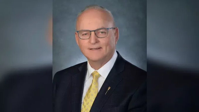 Former Premier Brad Wall remembers Lyle Stewart - WestCentralOnline ...