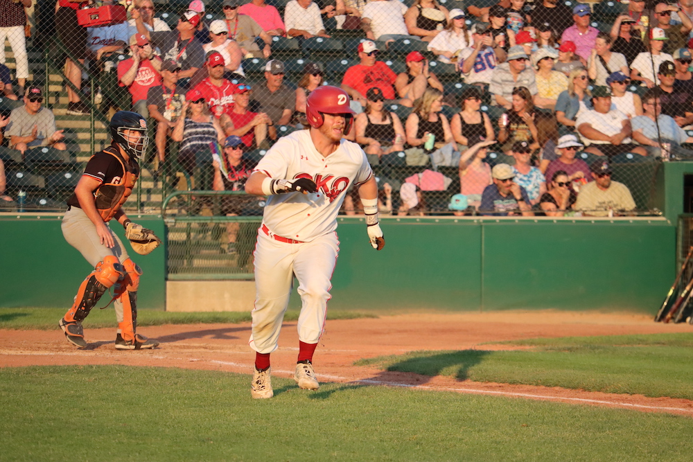 Dawgs sniff out Bombers for a win on the road - HighRiverOnline.com ...