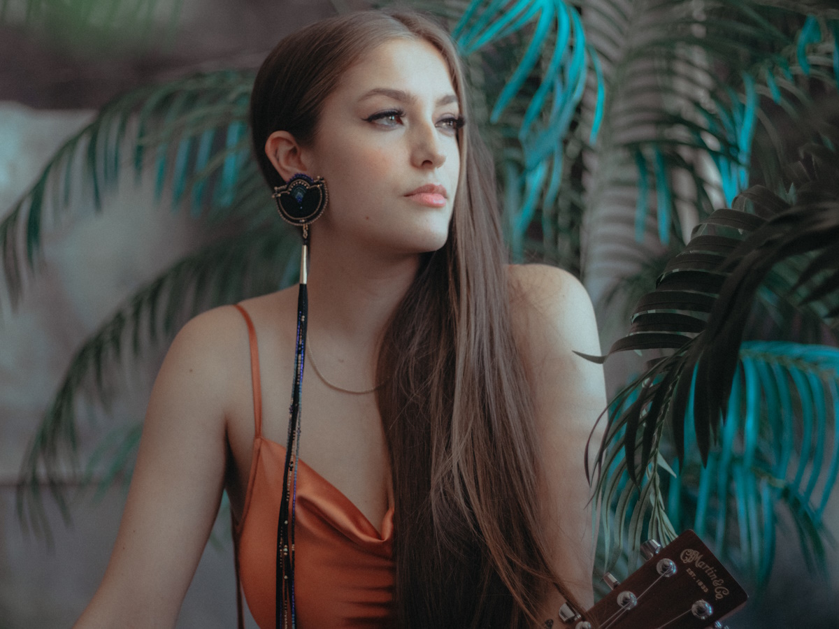 Ila Barker returns to Made in Manitoba with "Fool Under Water ...