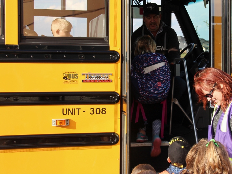 Preparing students for first school bus ride - CochraneNow: Cochrane ...