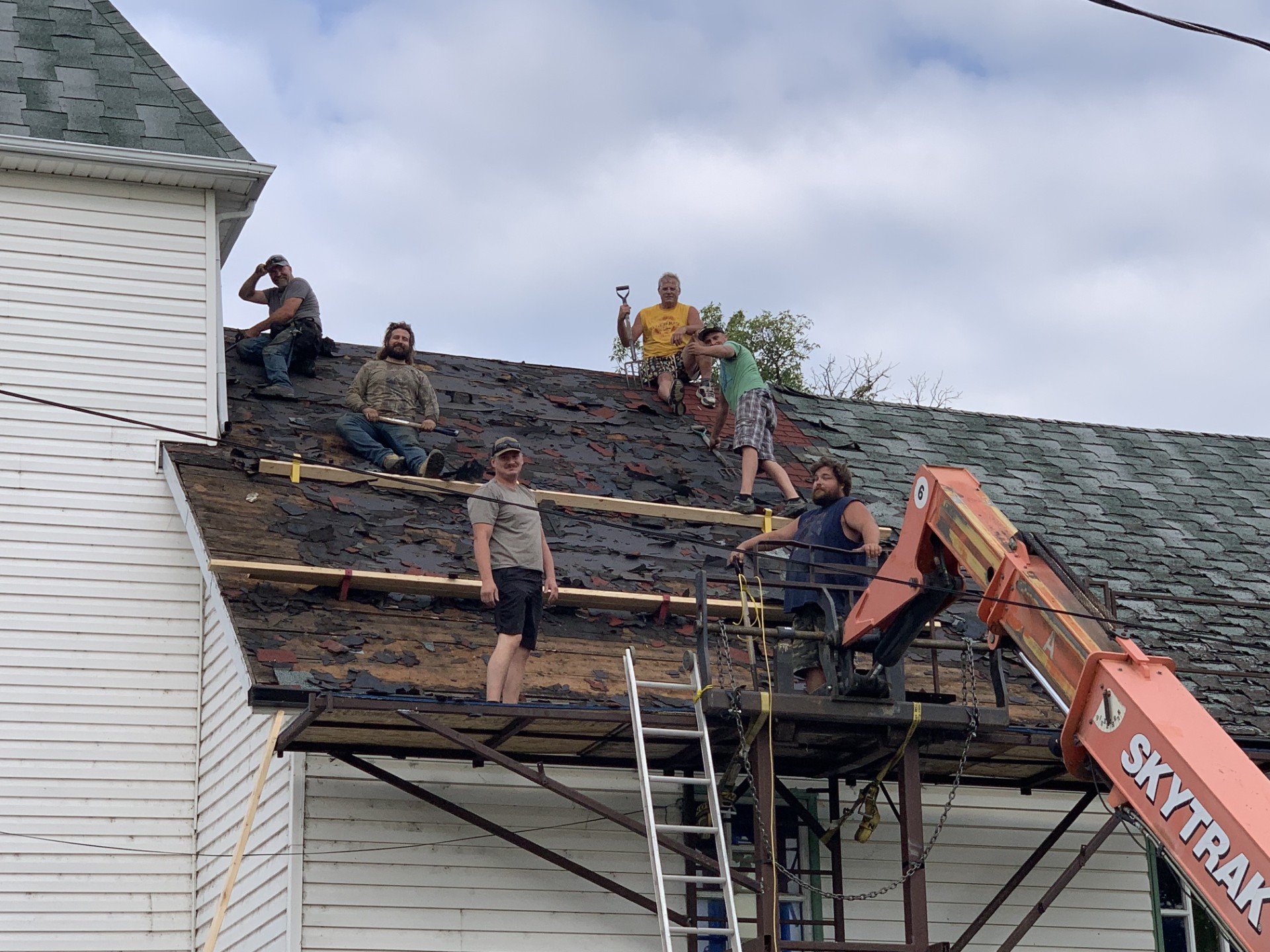 Historic High Bluff church gets new roof, ties family generations ...