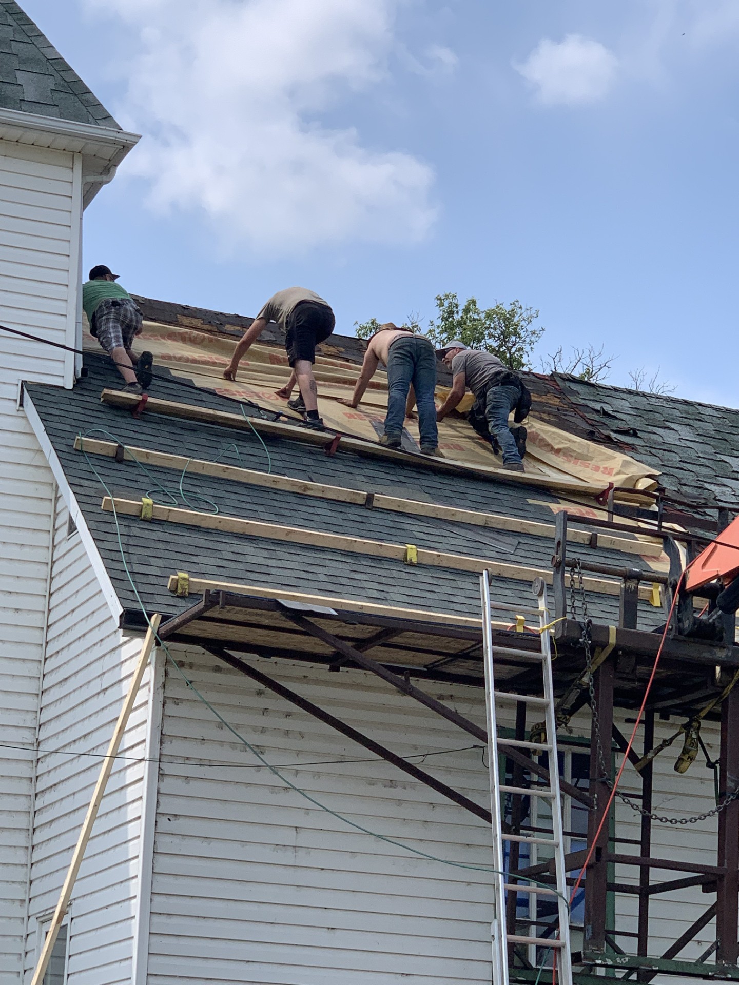 Historic High Bluff church gets new roof, ties family generations ...
