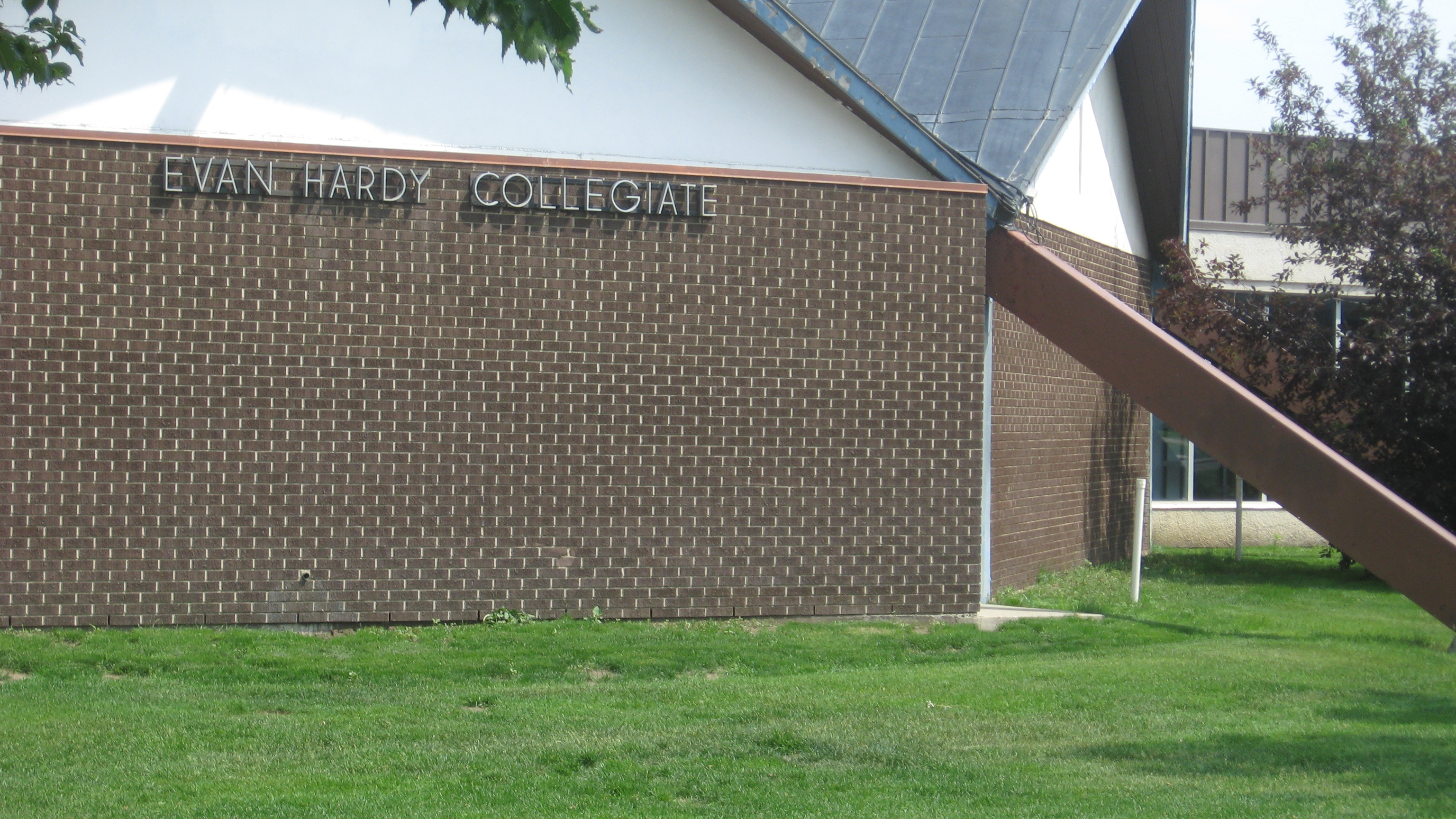 Union local representing support staff calls for more funding and ...