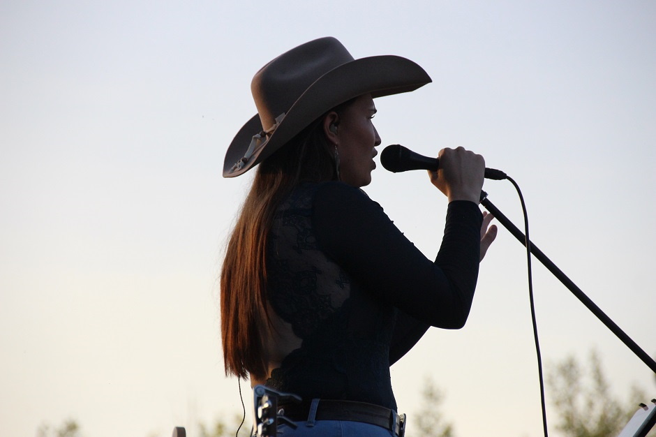 Weyburn singer-songwriter Karissa Hoffart making her CCMA debut ...