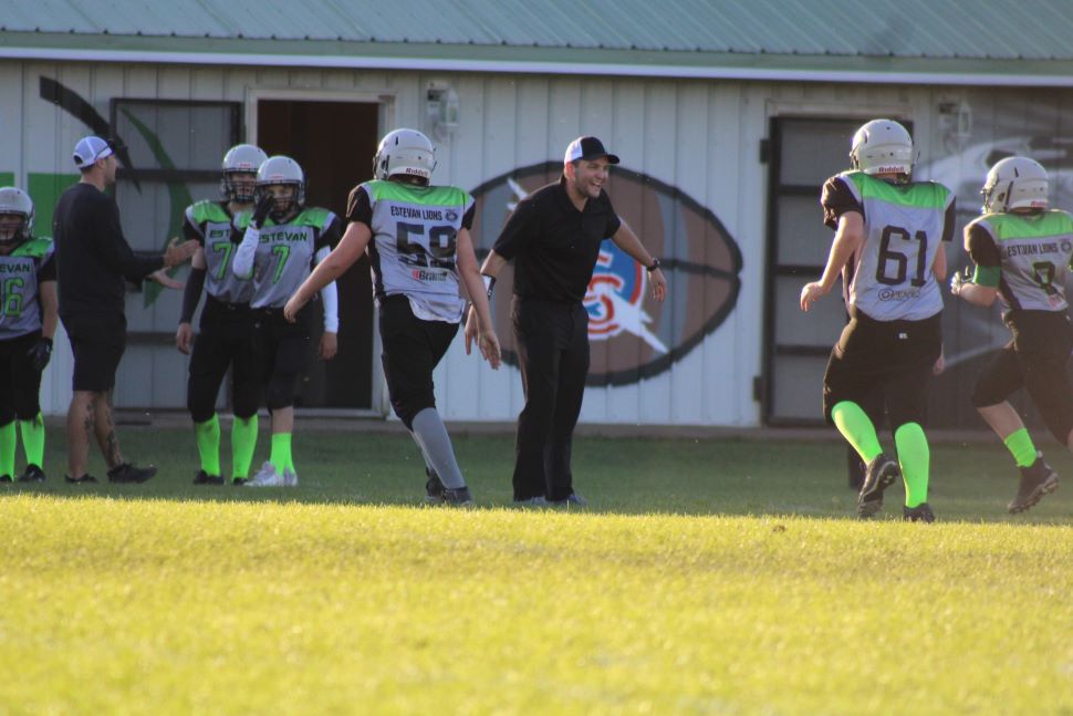 U14 Oilers Prove their strength as a team in victory over raiders ...