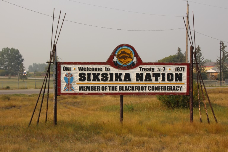 Siksika Nation signs deal to address homelessness and supportive ...