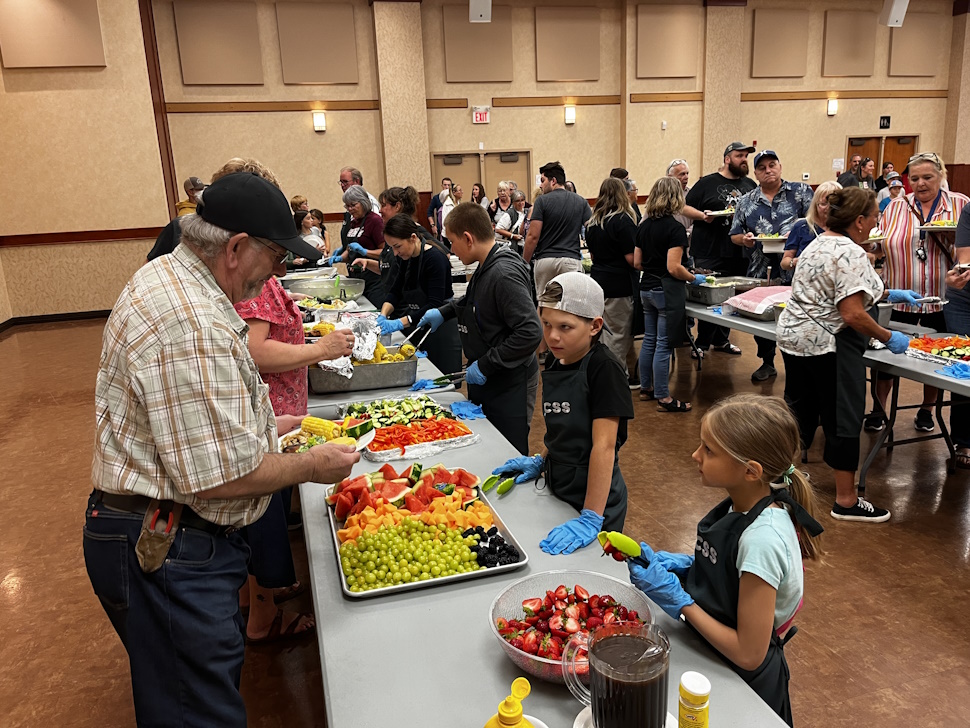Hundreds come out for Lacombe's Community Supper - CentralAlbertaOnline ...