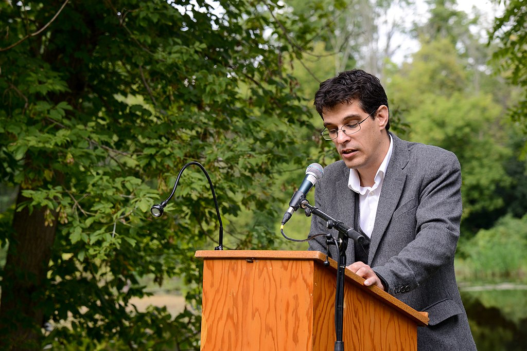B.C. writer Steven Galloway's defamation case clears court hurdle as ...