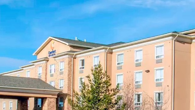 Major hotel sale in Airdrie: Comfort Inn & Suites has a new owner ...
