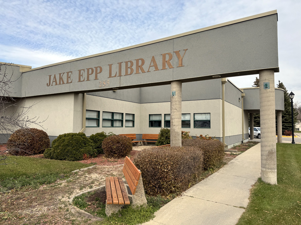 Steinbach pushing for Jake Epp Library to become regional library ...