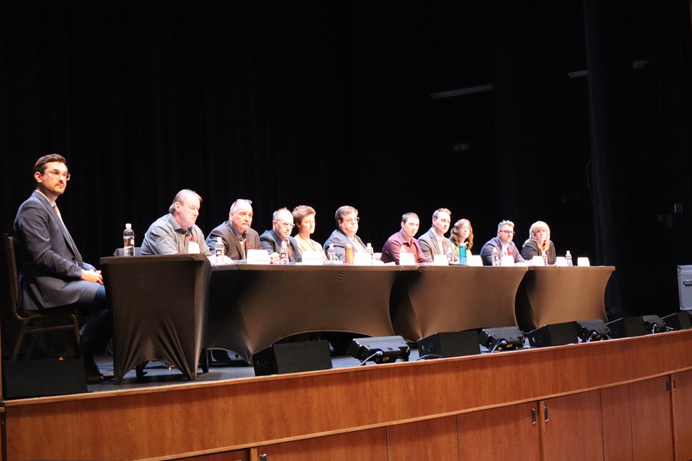 Council candidates talk City at forum - SwiftCurrentOnline.com - Local ...