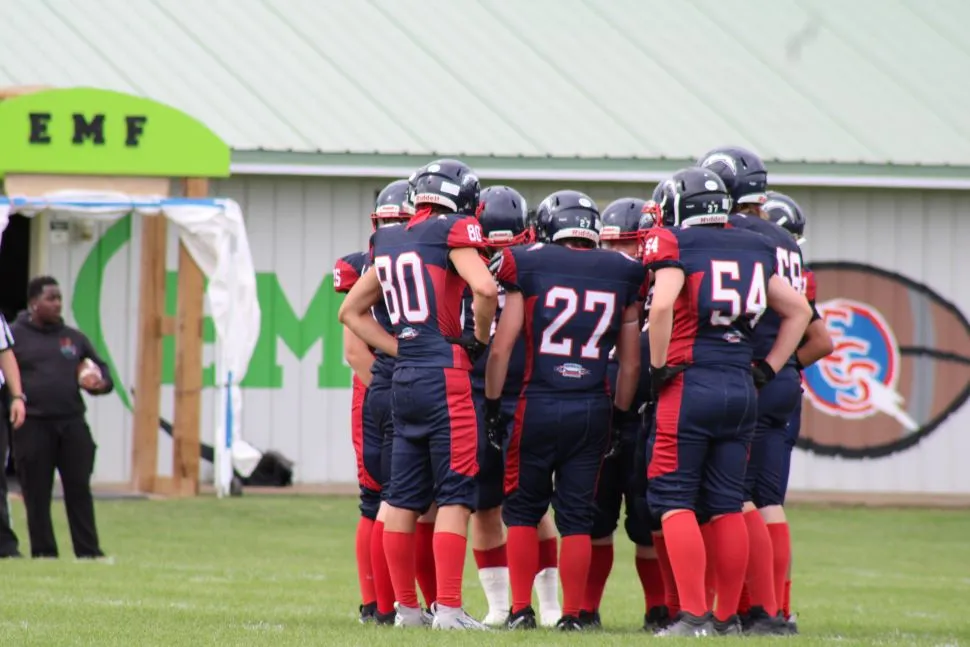 Elecs fall to Moose Jaw Peacocks 48-30, quarterback out with a broken ...