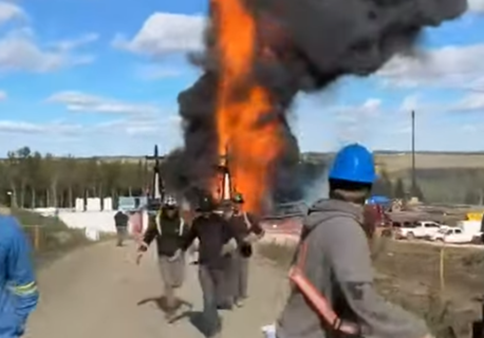 [EXCLUSIVE] WATCH: Oil well explosion north of Cochrane caught on video ...