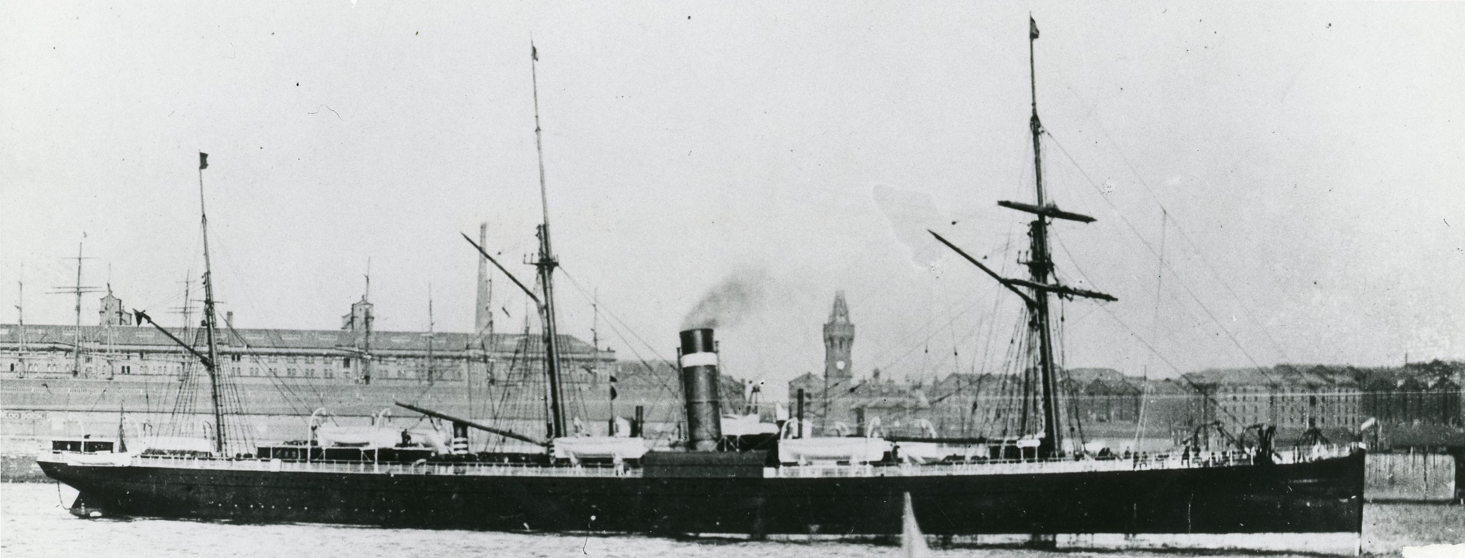 Using a bag of reeschkje (toasted bread) as a life preserver? Hear the ...