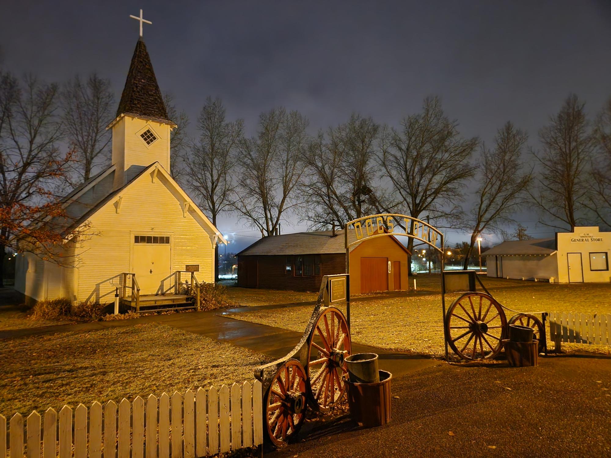 Snow makes its first appearance for the year in Swift Current ...