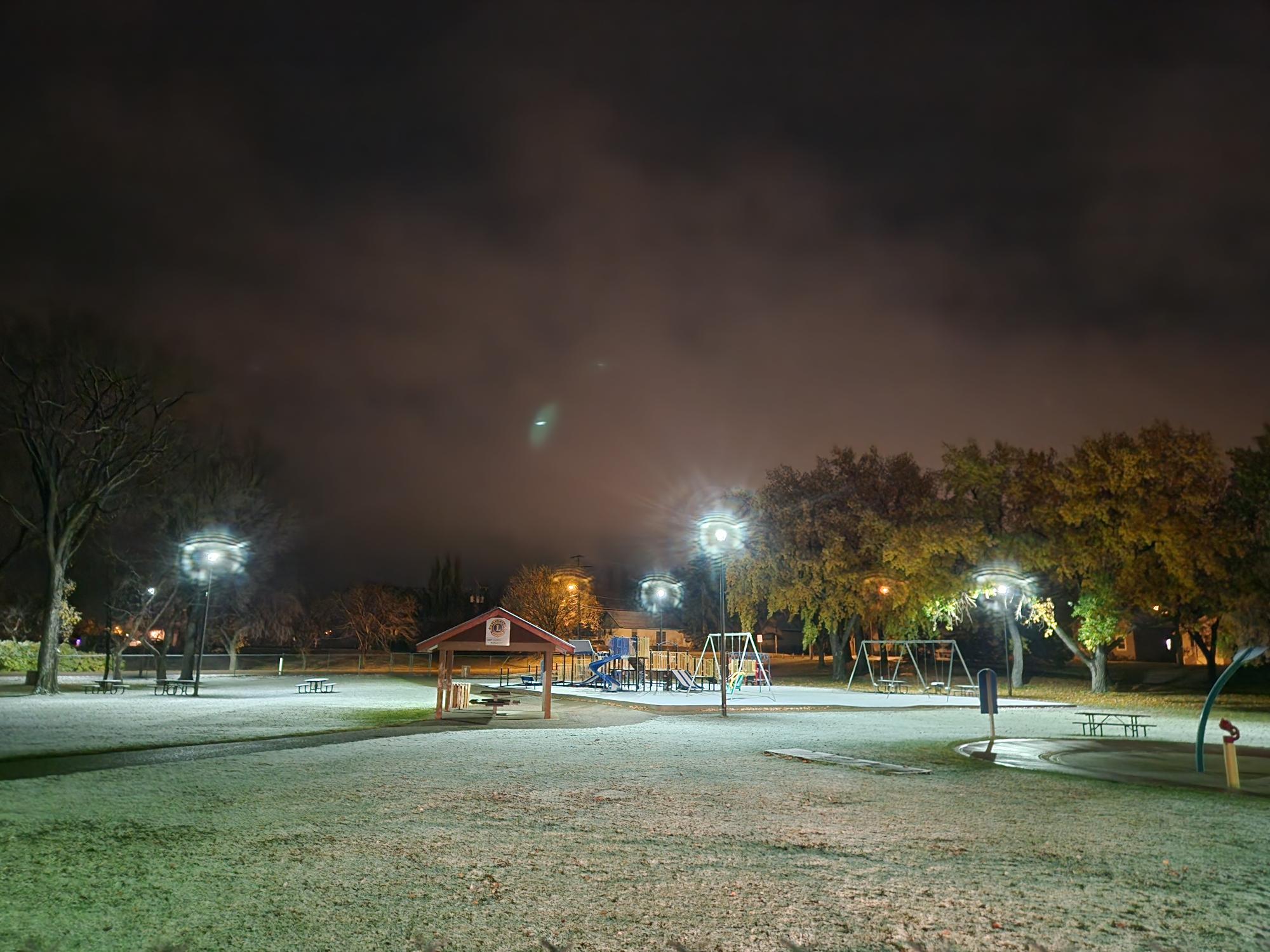 Snow makes its first appearance for the year in Swift Current ...