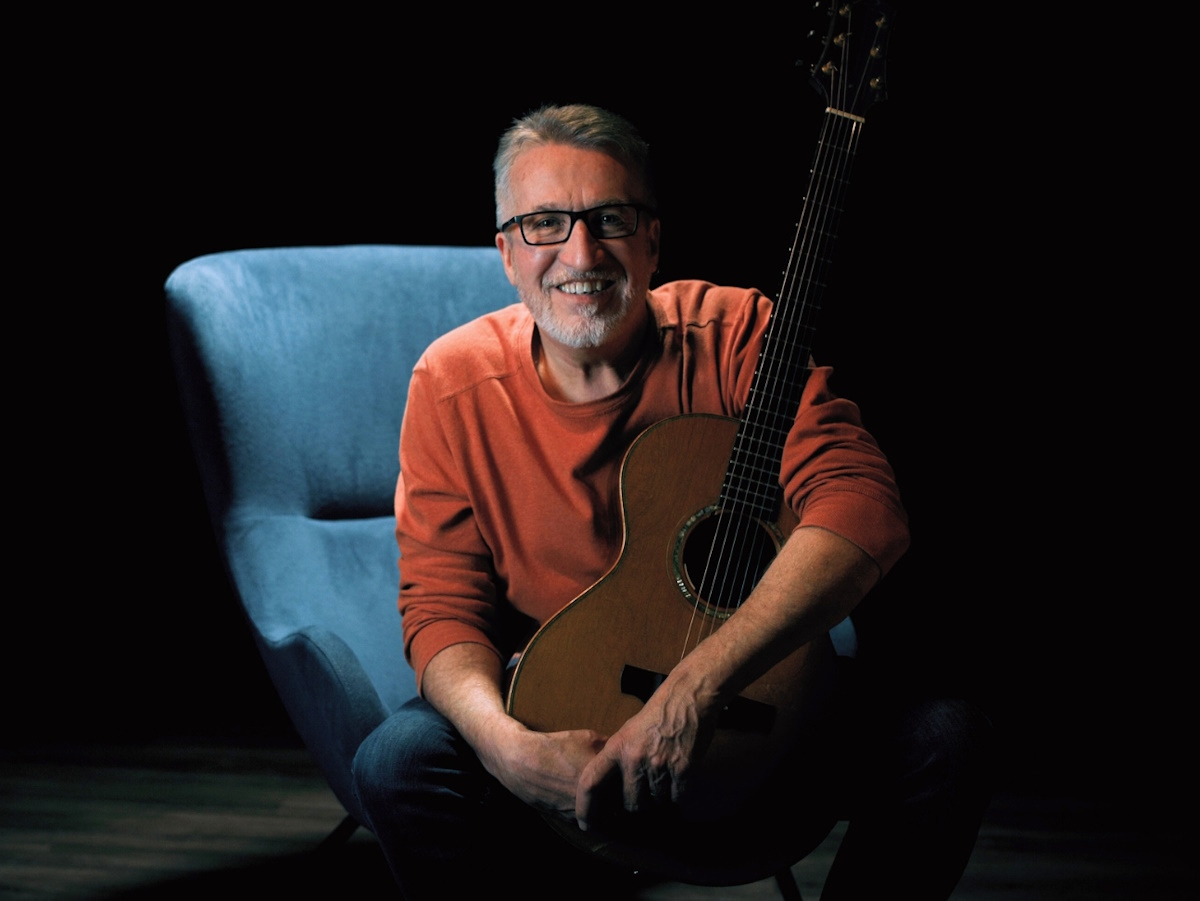 Steve Bell returns to Made in Manitoba with 23rd album "The Glad ...