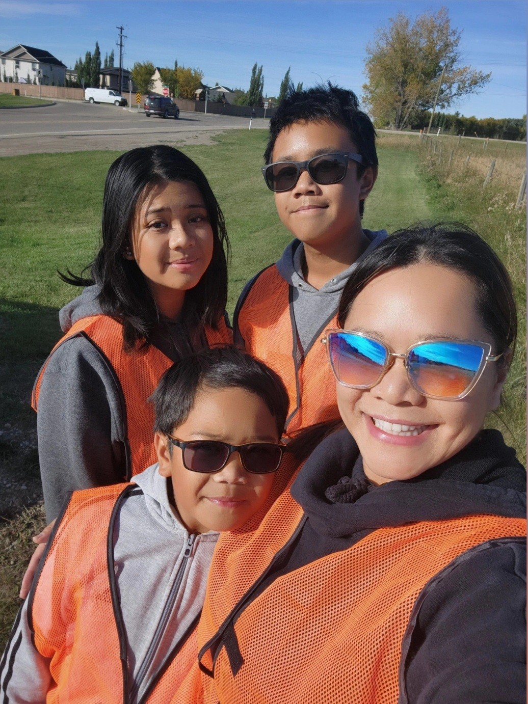Small but mighty: Volunteer Airdrie tackles annual Adopt-a-Highway ...