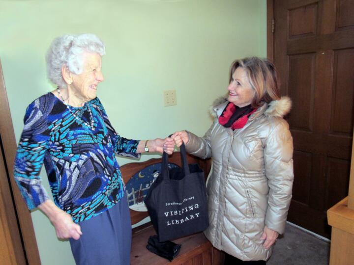 Strathmore Library delivers books to dozens through Visiting Library ...