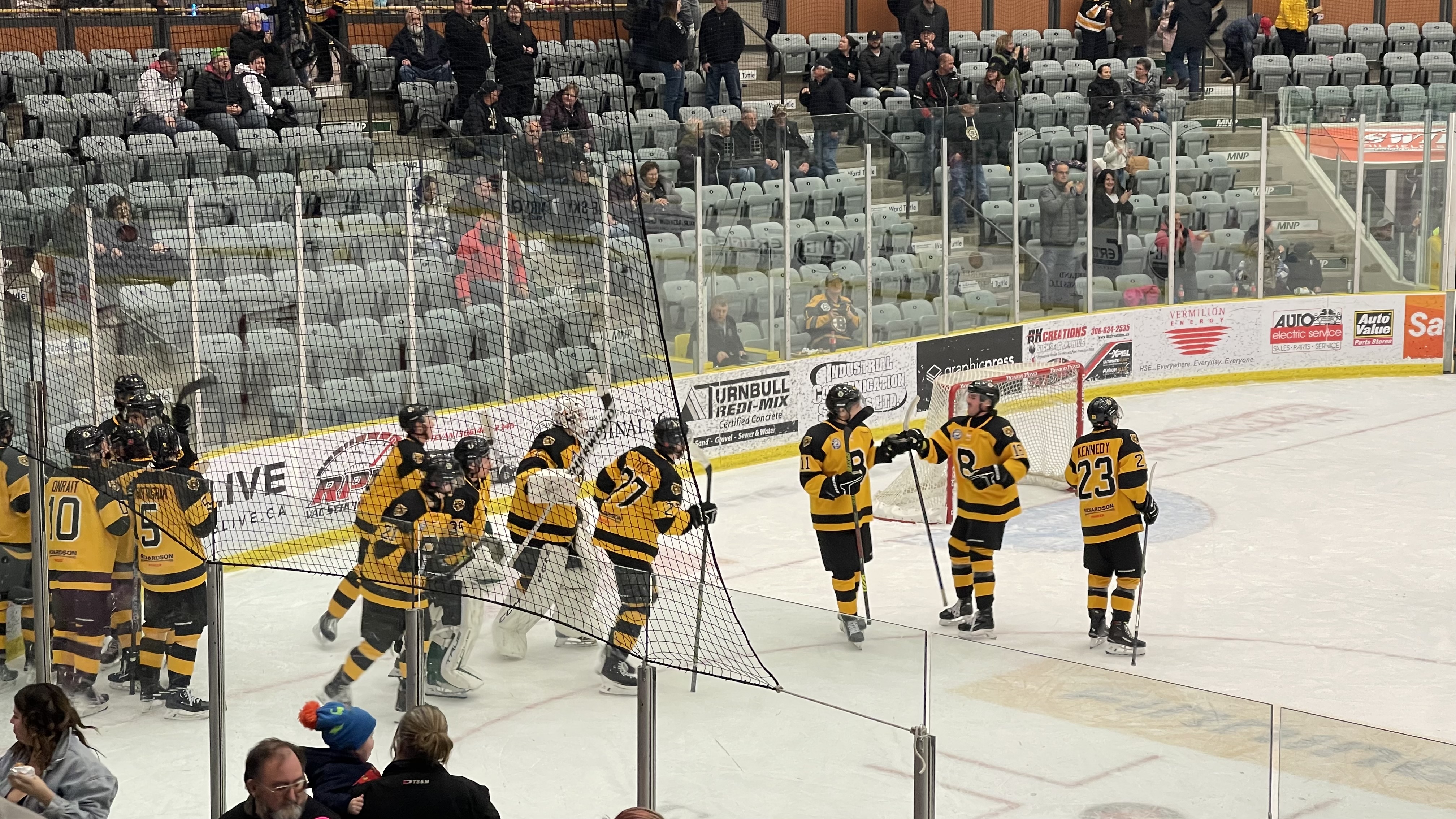 Bruins score two wins over weekend with playoff hopes looking brighter ...