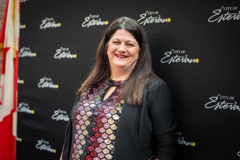 Shelly Veroba re-elected for third term as Estevan Councillor ...