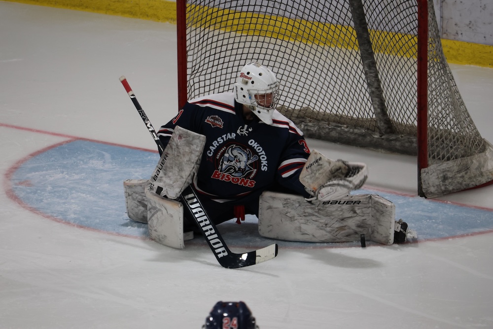 Okotoks Bisons lead the league after weekend sweep - OkotoksOnline.com ...