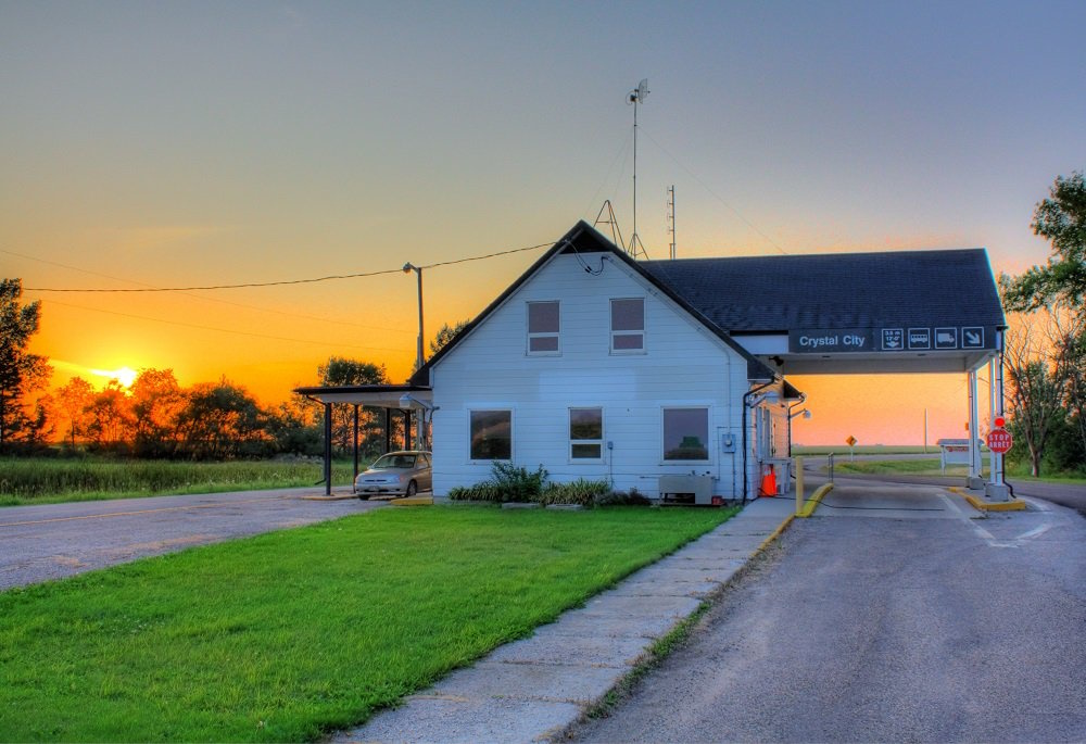 CBSA changing hours at a dozen Manitoba land ports of entry ...
