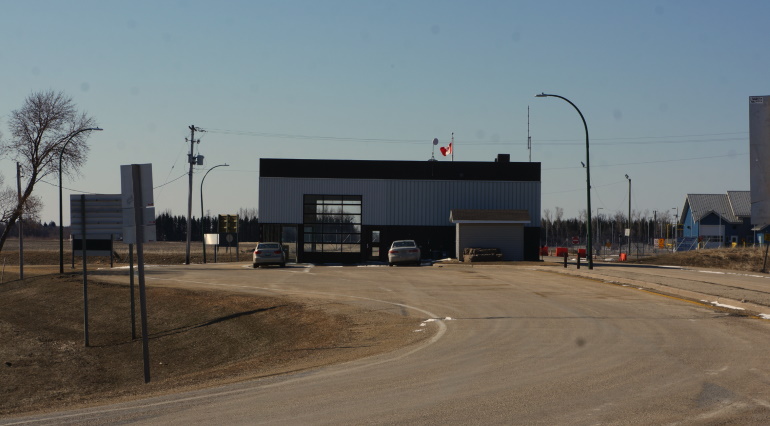 CBSA changing hours at a dozen Manitoba land ports of entry ...