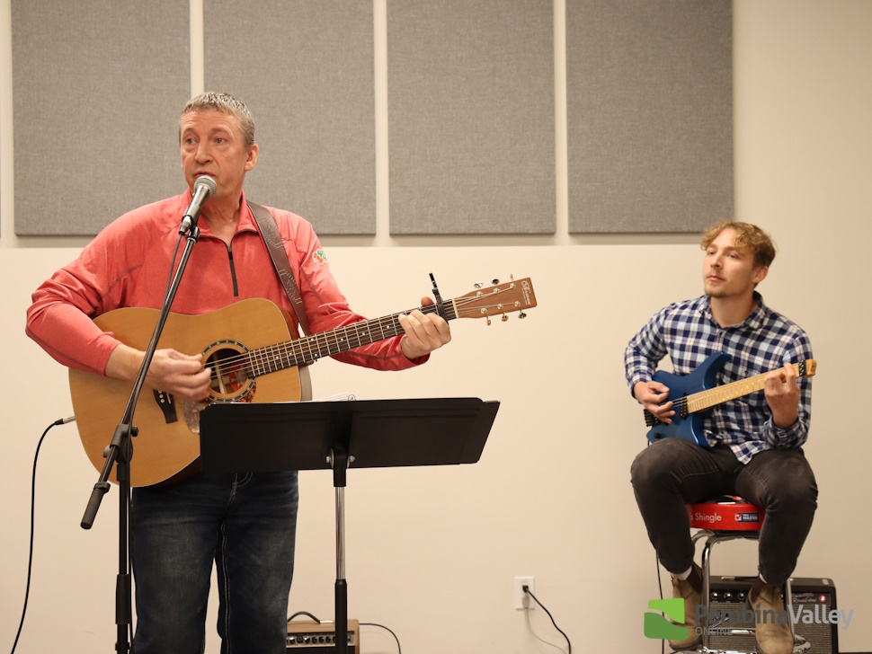 Holly Jolly Breakfast kicks off Winkler Christmas Cheerboard's 2024 ...
