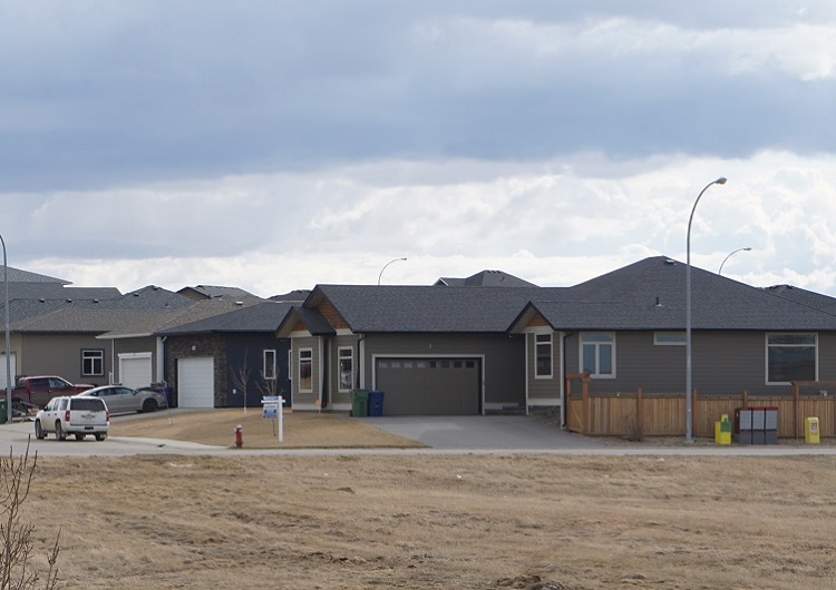 Real estate prices rise as inventory continues to shrink: Market Watch ...