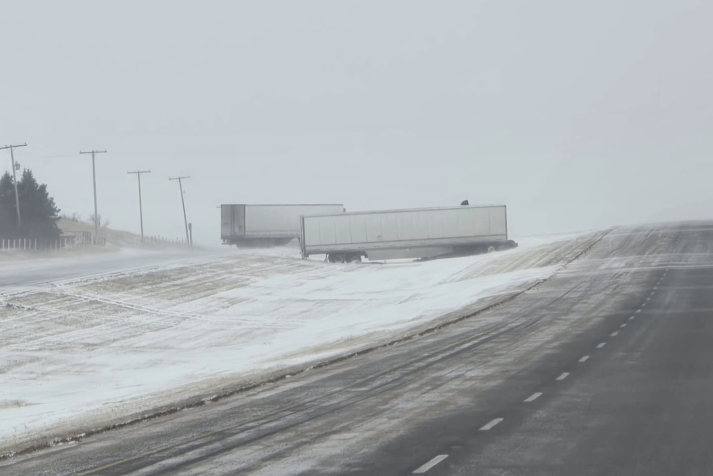 Treacherous winter storm hits west-central Saskatchewan, RCMP reports ...