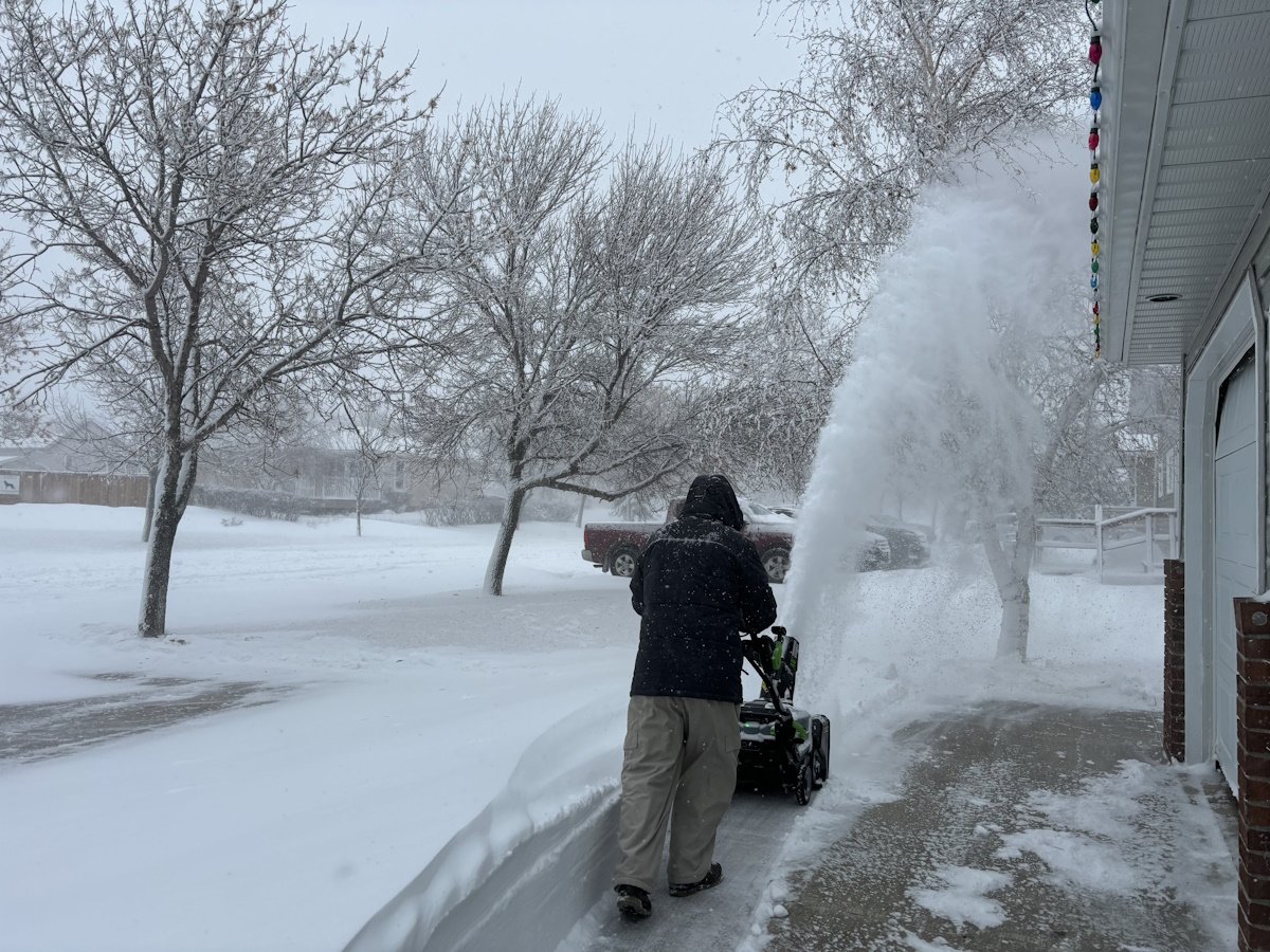 Major snowfall to hit Alberta starting Friday morning ...
