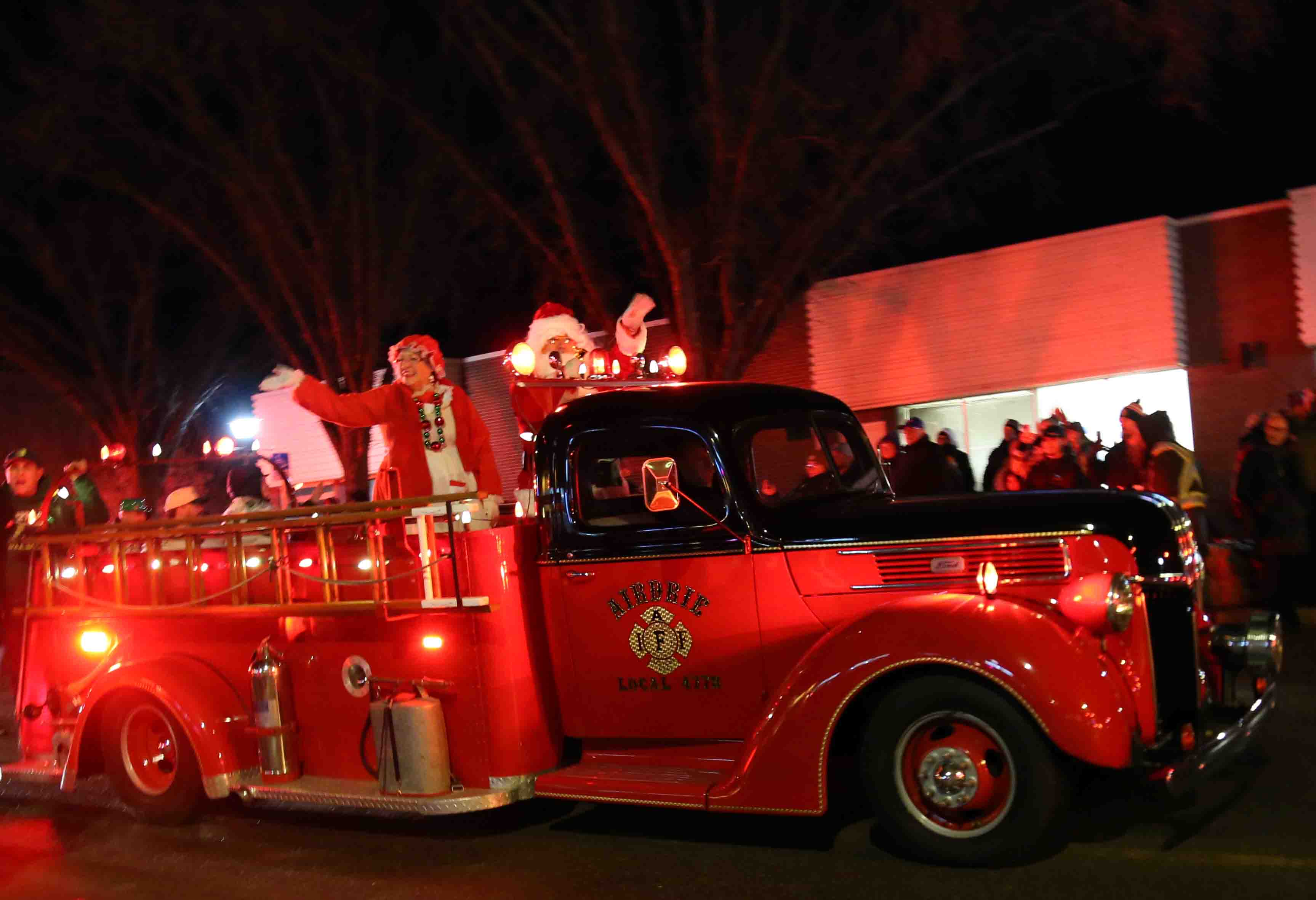 Gallery / Watch: It's the most wonderful time of the year, and Airdrie ...