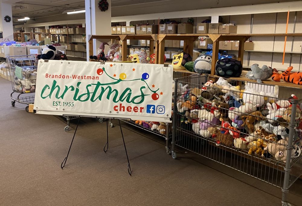 Province delivers Holiday Cheer with $25K donation to Brandon-Westman ...