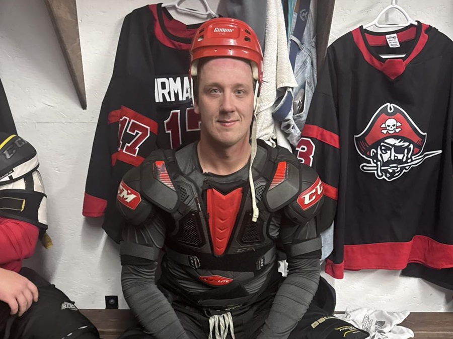 Senior Hockey Preview: Perdue Pirates hosting fan appreciation night ...