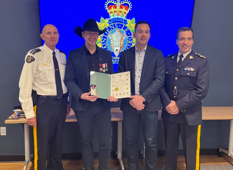 Paul Brandt honoured with Coronation Medal for anti-trafficking work ...