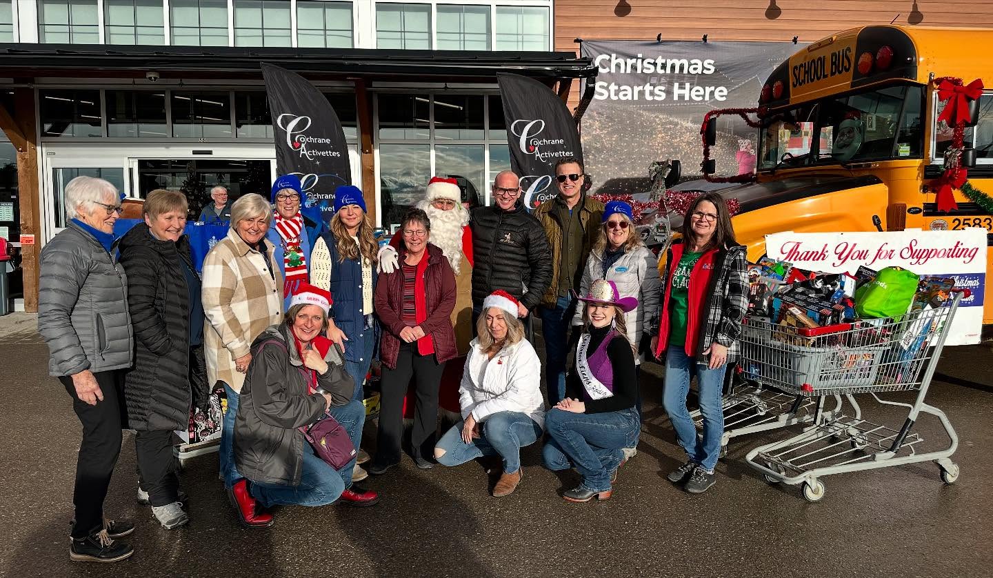 Cochrane shines as a beacon of holiday generosity - CochraneNow ...