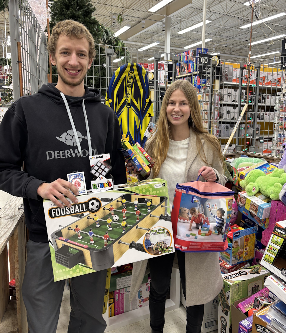 ‘Thank you so much to everybody’, nearly 2,000 toys donated at Toys ...