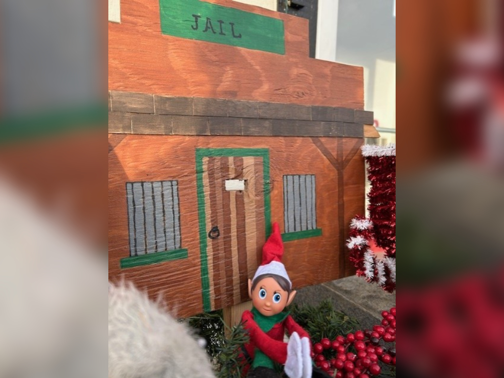 There are elves hiding in Diamond Valley, and prizes to be had if they ...