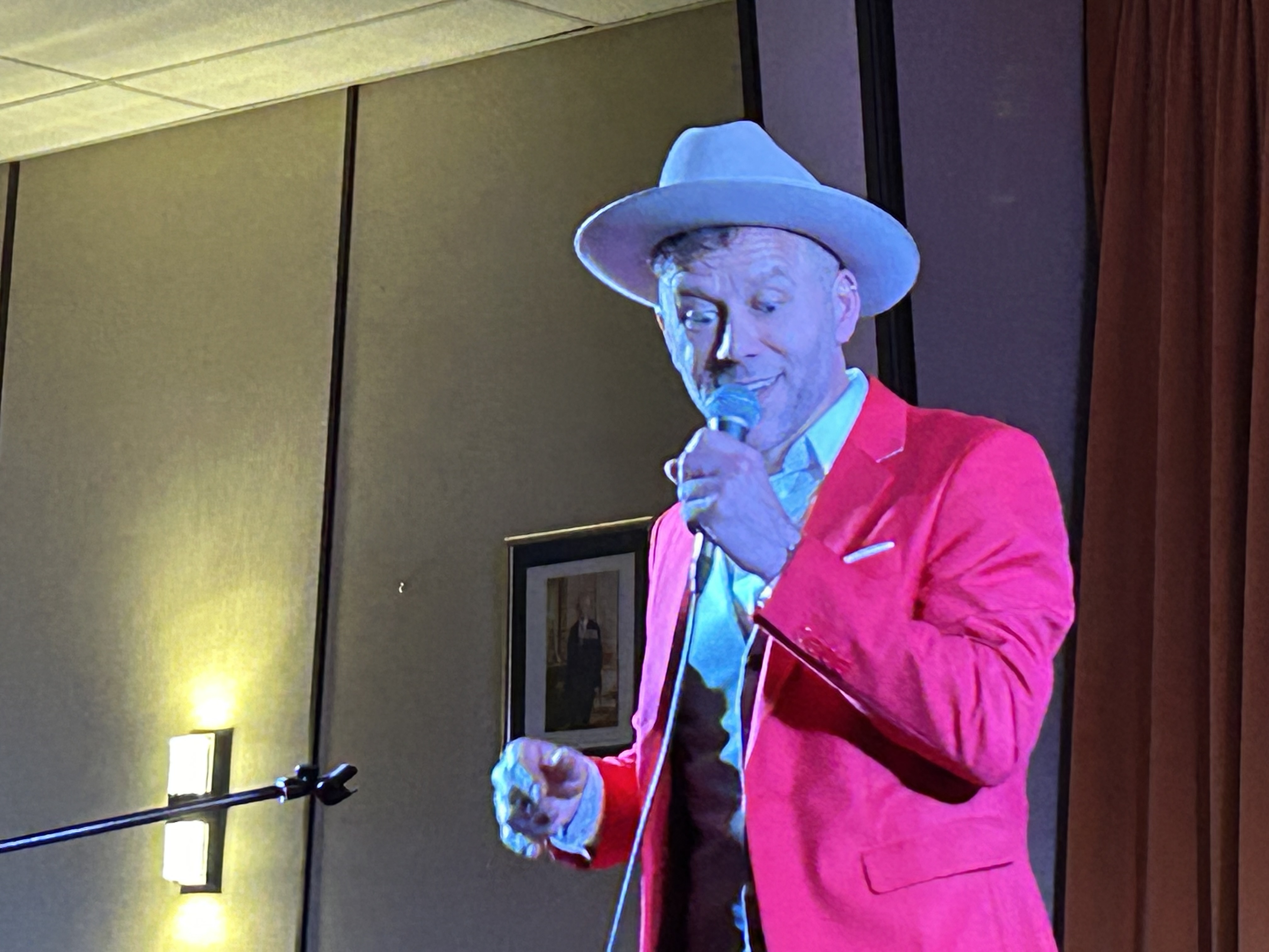 Jeffery Straker's Very Prairie Christmas Show a hometown treat for sell ...