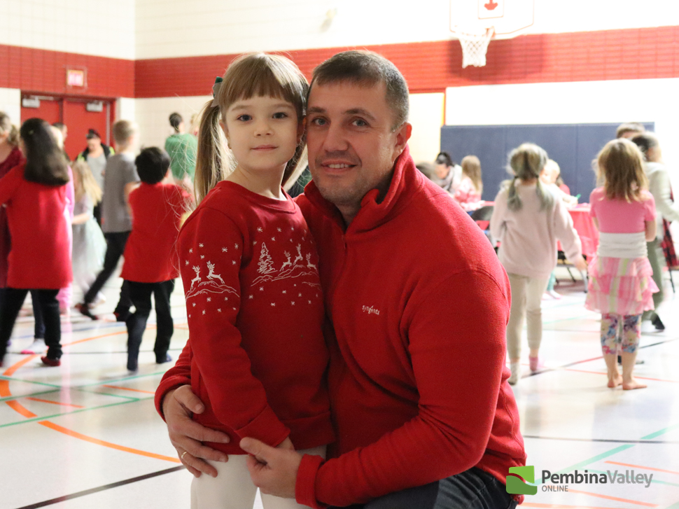 Maple Leaf School Holiday Bash: A vision of togetherness - PembinaValleyOnline.com - Local news ...