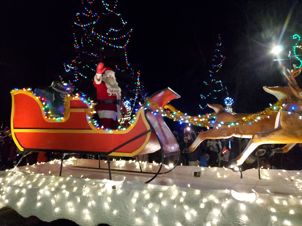 Santa Claus parade founders return as marshals for 40th anniversary ...