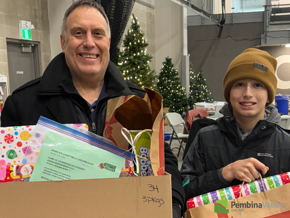 Holiday cheer delivered: Over 800 children receive gifts through ...